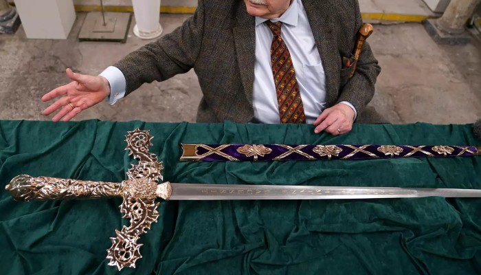 King Charles to Receive New Sword Named After Queen Elizabeth