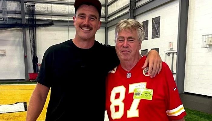 Taylor Swift, Travis Kelce receives singer's father's blessings for ...